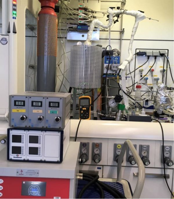 [Tech] Catalytic membrane reactor for the recovery of hydrogen and fuel ...